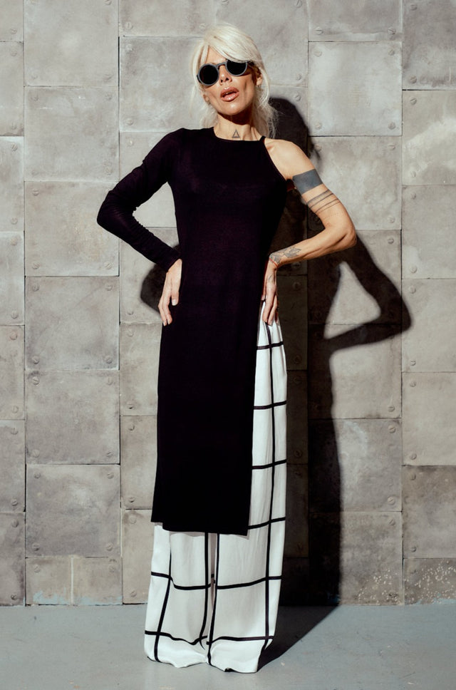 Sleek Black Tunic – Clothes By Locker Room